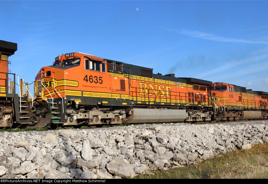 BNSF 4635